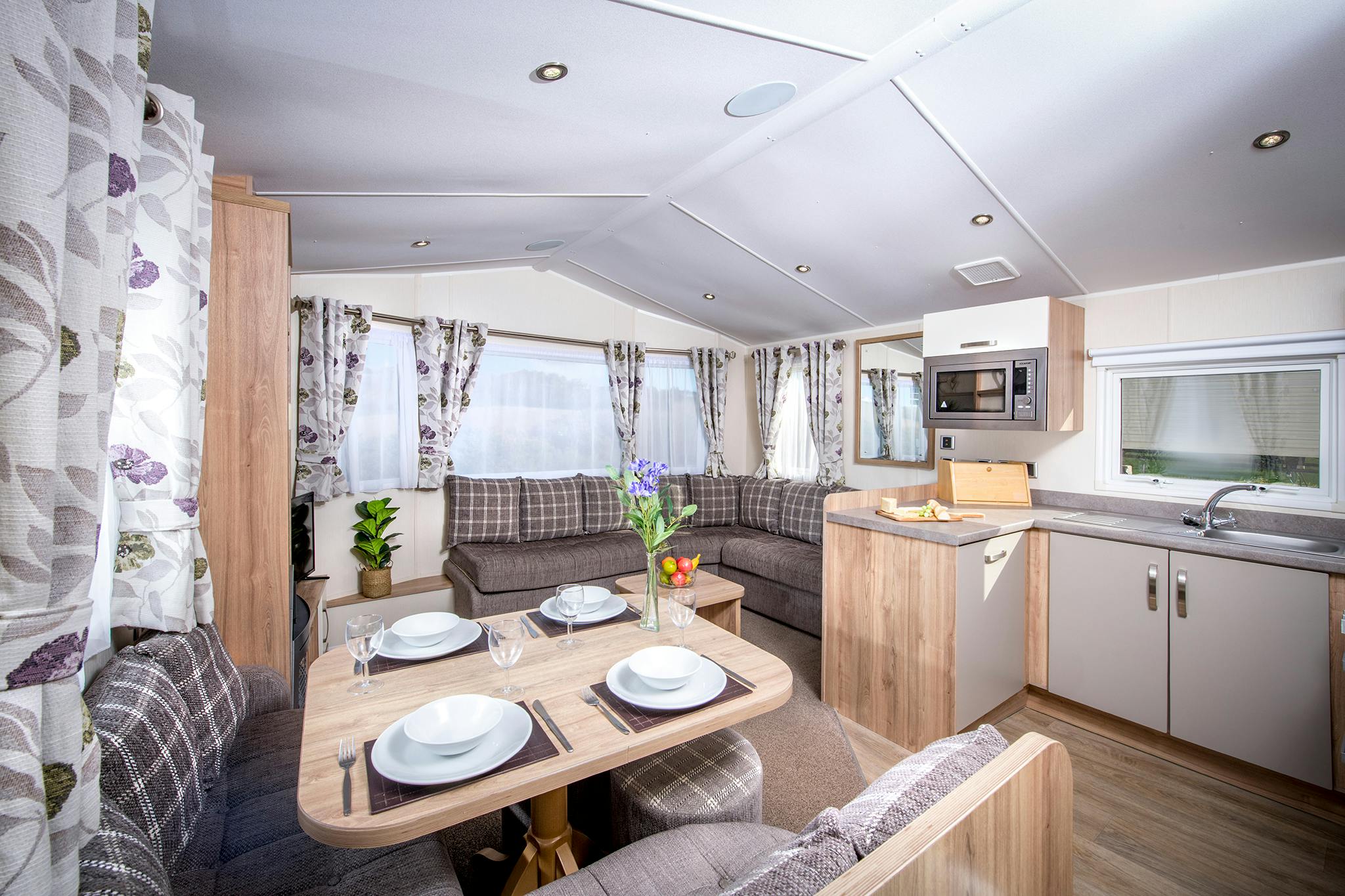 Silver Caravan Holidays | Cornwall | John Fowler